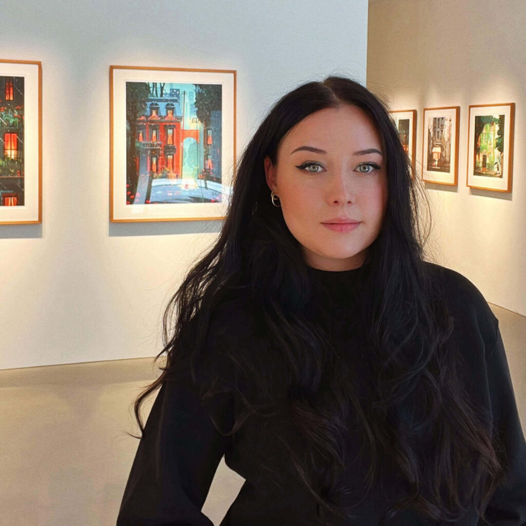 Laura El: NYC Artist & Founder of Stellar Villa - Morning Lazziness